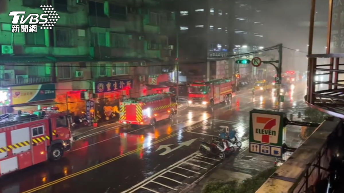 公寓惡火！弟急喊「快跑」 71歲哥重聽「命喪火窟」│TVBS新聞網