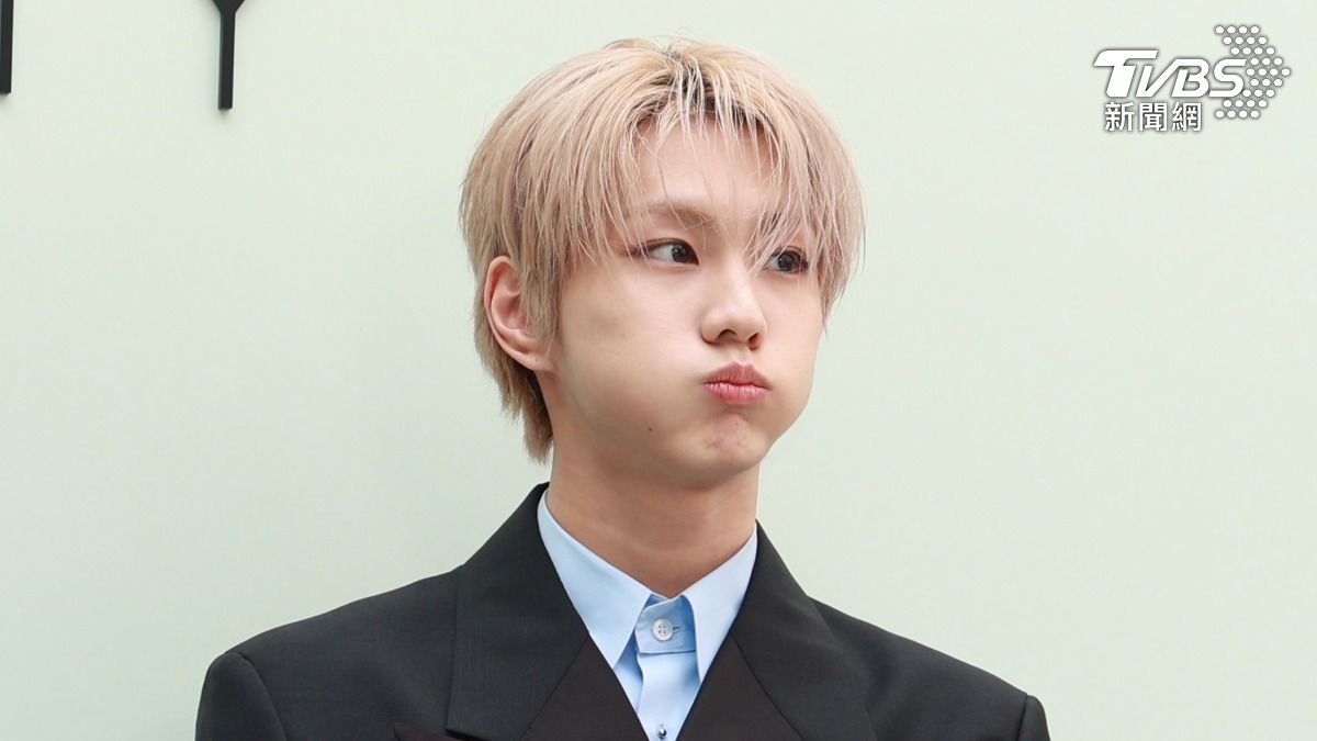 圖輯／ENHYPEN禎元、善禹狂被逗笑！ 「擦汗、嘟嘴」小表情太萌│TVBS新聞網