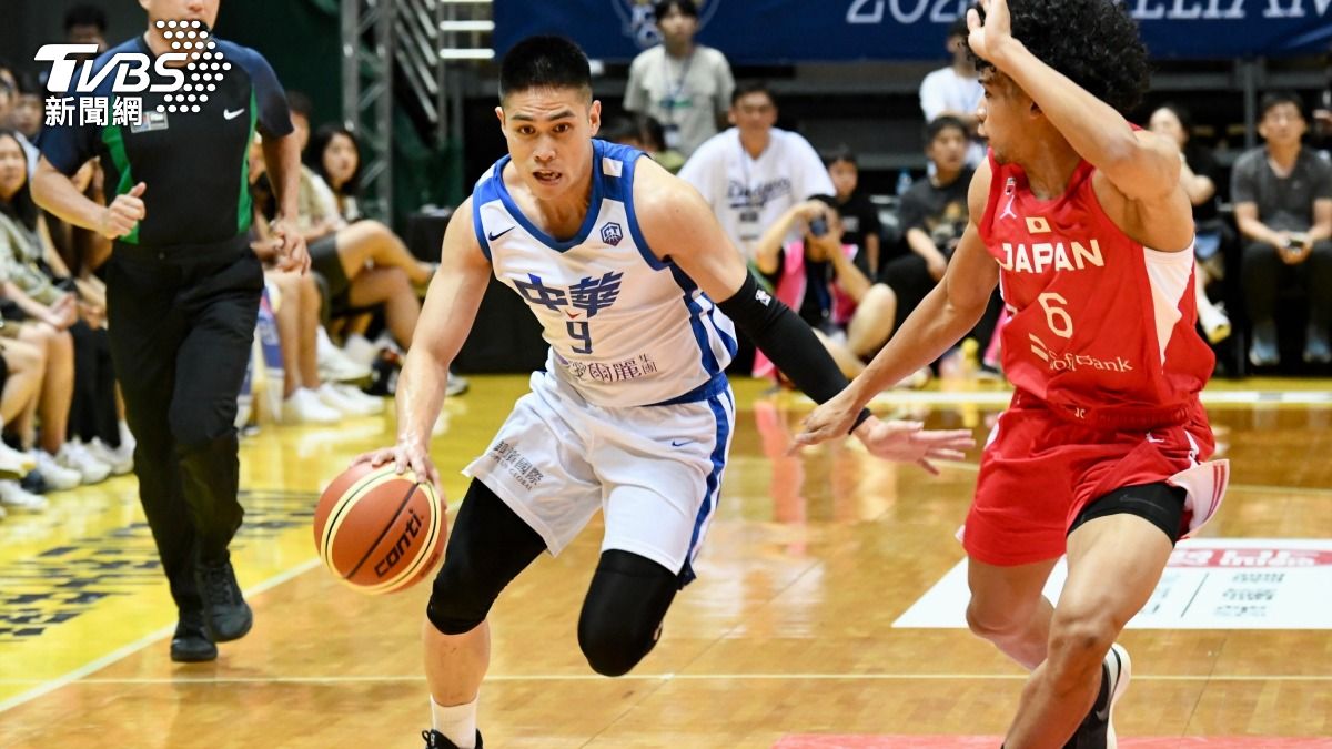 贏不了就墊腳？陳盈駿遭遼寧球員「埋地雷」 右腳扭傷送醫│TVBS新聞網