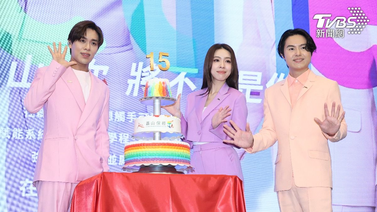 尾牙王是他們！告五人狂唱30場超猛 爆這時間「離開台灣」│TVBS新聞網