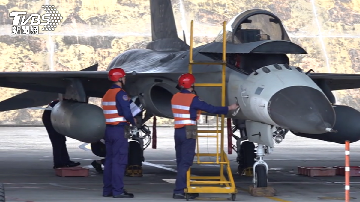 相列雷達360度罕見旋轉 空軍秀愛國者二型+三型飛彈系統│TVBS新聞網