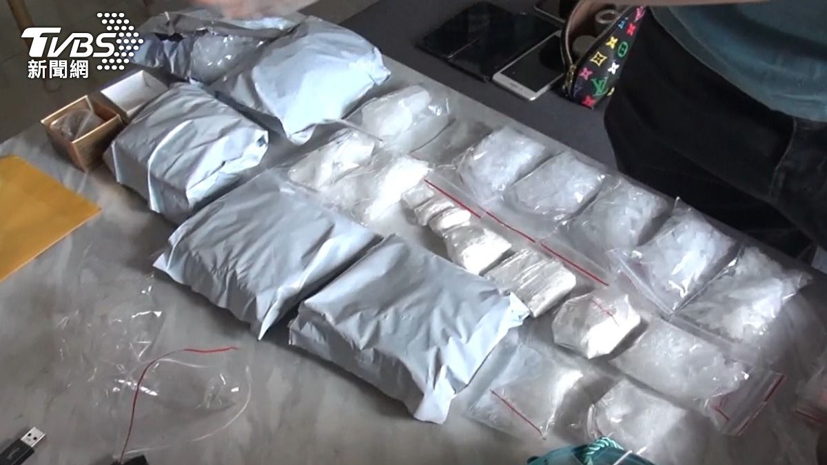 50歲女偕小男友販毒養5子女 落網打悲情牌：可以放過我嗎？│TVBS新聞網