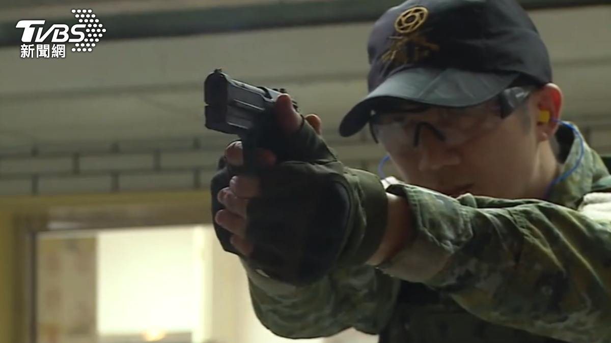 國造槍枝元年！T112重型狙擊槍、新式步槍服役在即 深度開箱│TVBS新聞網