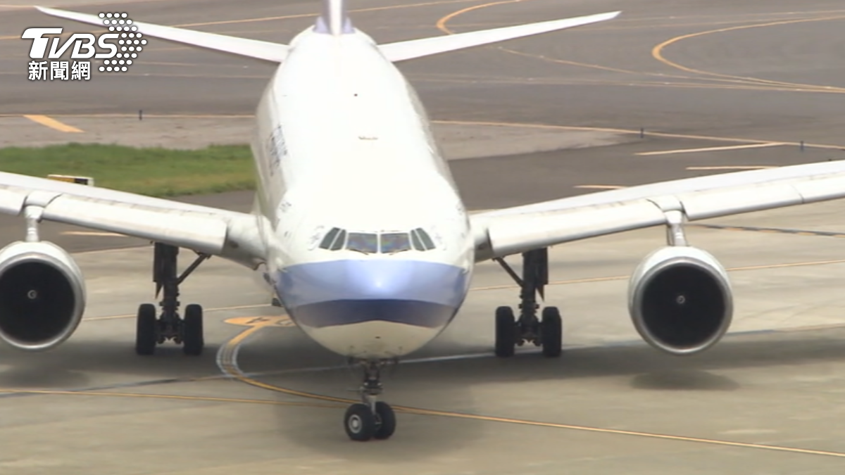 搭飛機穿「這類型」衣物限制血液循環！醫師：提高靜脈血栓風險│TVBS新聞網