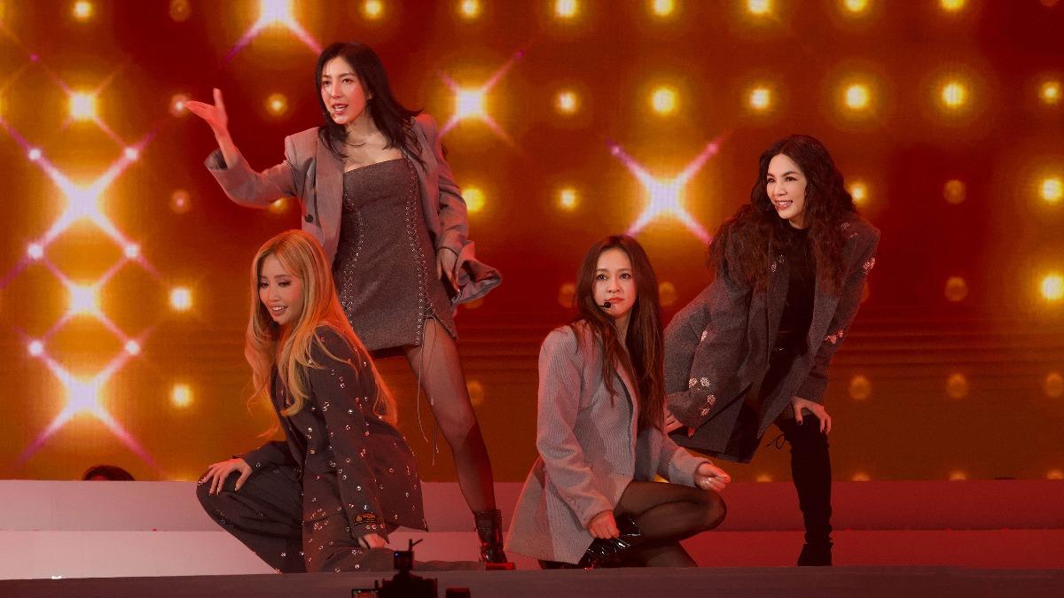 最狂女團出道！A-Lin合體楊謹華、Ella辣舞 突脫口：姐姐真的不合│TVBS新聞網