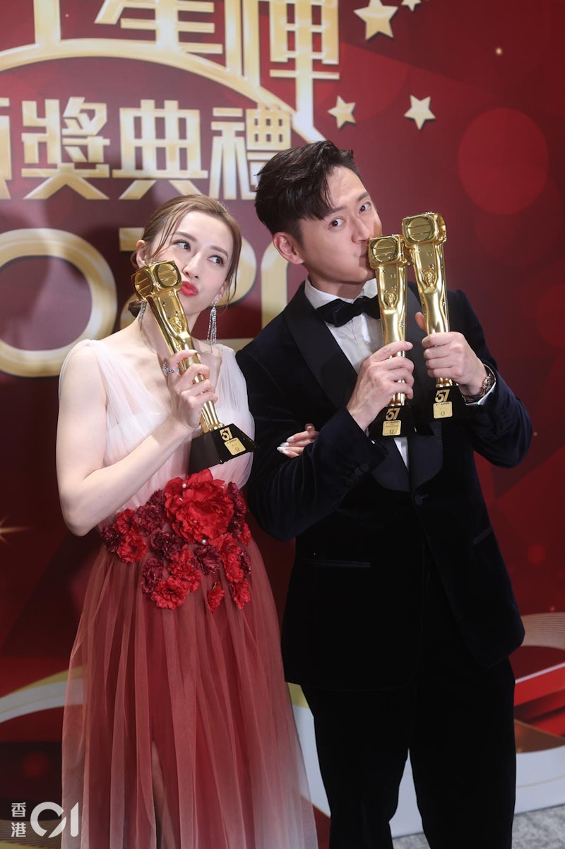 萬千星輝頒獎典禮／與張振朗奪視帝后 龔嘉欣爆冷門獲獎回應了│TVBS新聞網