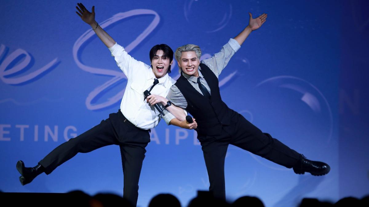 泰星Fort、Peat互餵大腸包小腸 拜年失誤糗喊：身體發財│TVBS新聞網