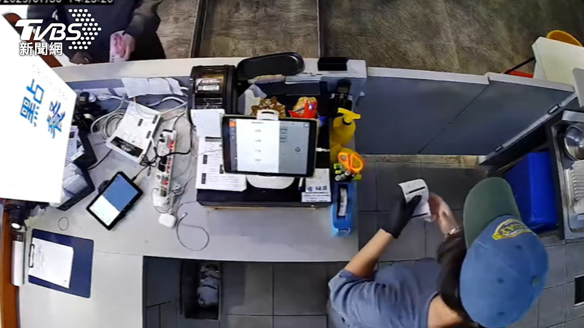 1秒抽走$500！ 女騙「少找錢」 火鍋店怨：只能吞│TVBS新聞網