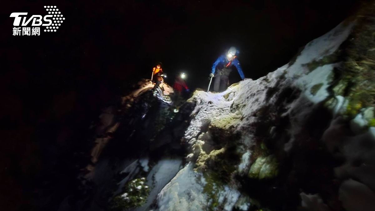 女墜崖山難！雪埋17天「遺體找到了」 陳屍斷崖400公尺│TVBS新聞網