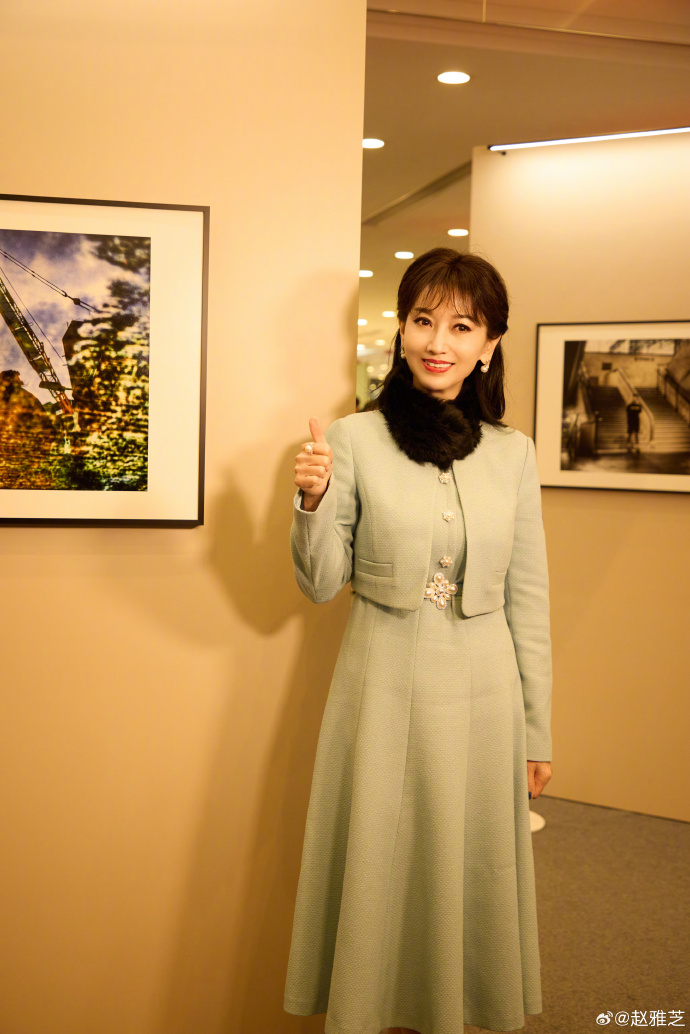 71歲趙雅芝曬影片拜年！兒「神似車銀優」 網驚呼：不像38│TVBS新聞網