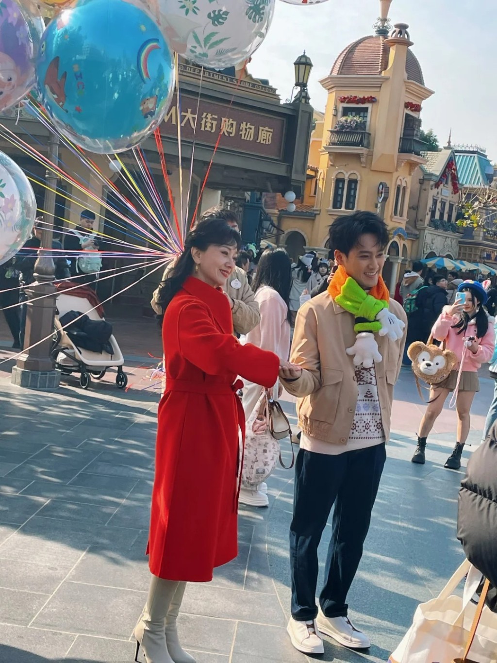 71歲趙雅芝曬影片拜年！兒「神似車銀優」 網驚呼：不像38│TVBS新聞網