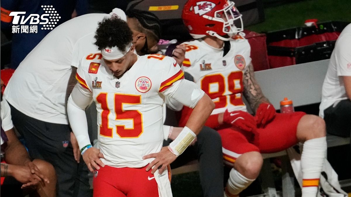 NFL／馬霍姆斯最慘一役兇手找到？ 老鷹迷作法「拿針狂刺巫毒娃娃」│TVBS新聞網