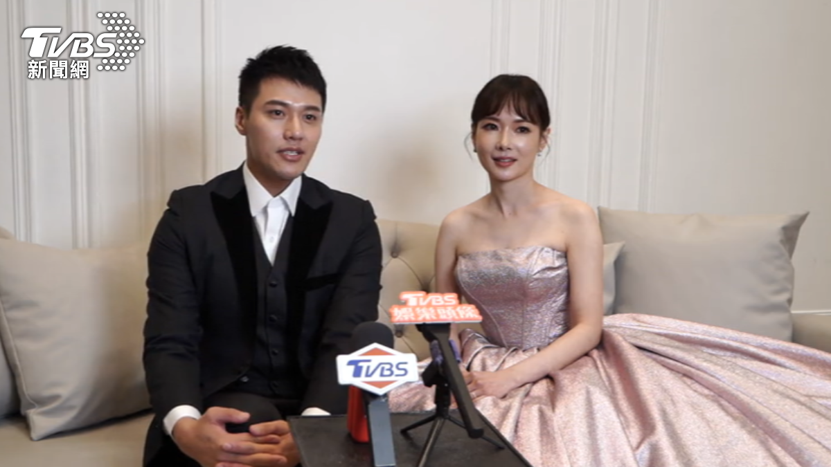 情人節宣布結婚了！張睿家.黃安若「農曆鬼門開」登記結婚│TVBS新聞網