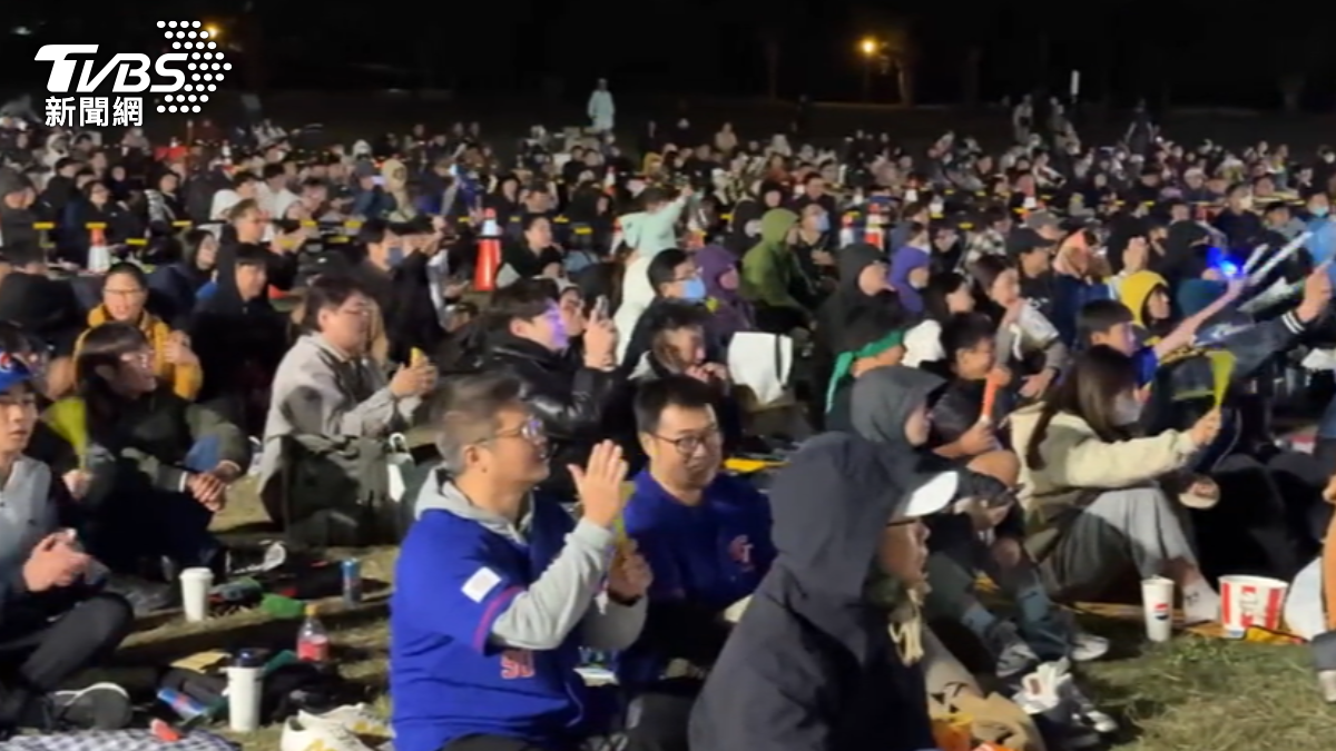 WBC資格賽／挺台！WBCQ迎戰尼加拉瓜 球迷短袖熱血應援│TVBS新聞網