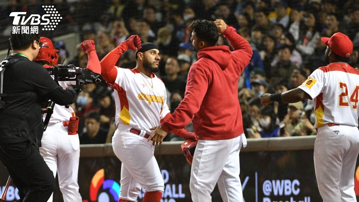 WBC資格賽直播／35768人嗨翻！中華6比3勝西班牙 驚滔駭浪返正賽│TVBS新聞網