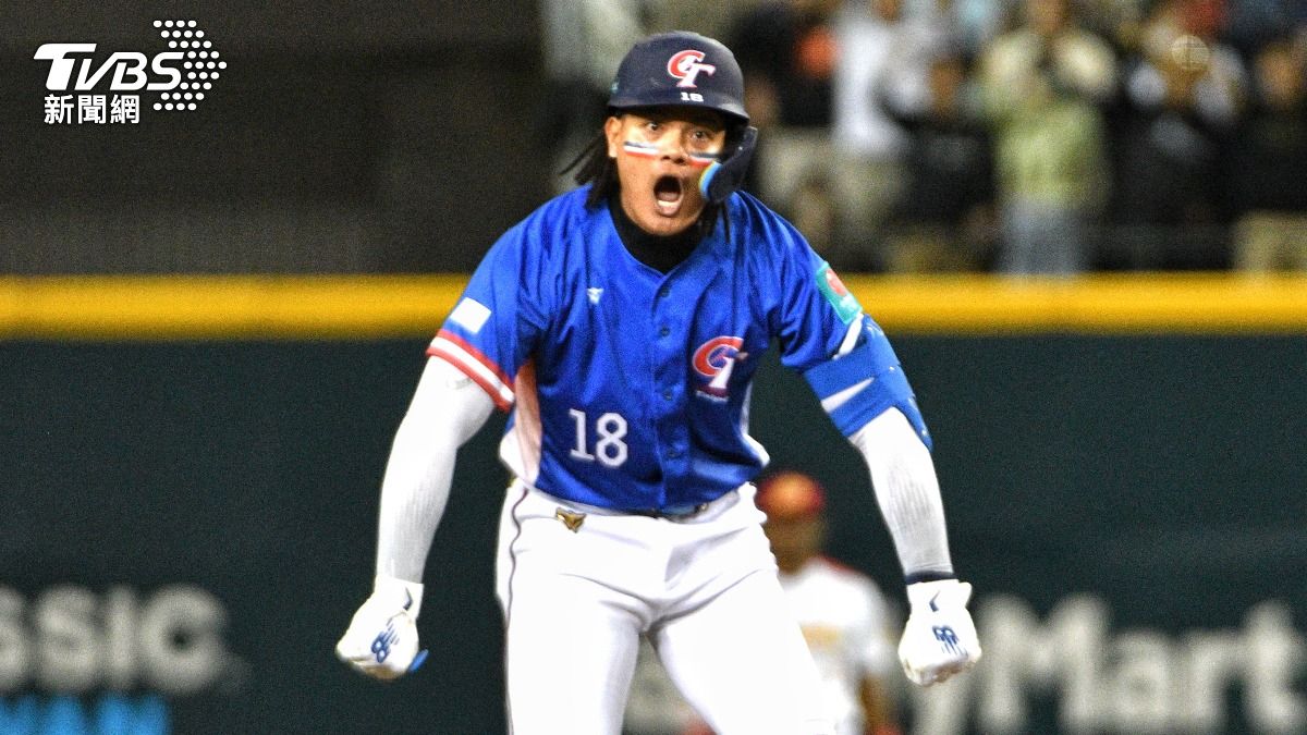 WBC資格賽／台灣戰西班牙！張育成首局長打建功 中華隊連灌2分│TVBS新聞網