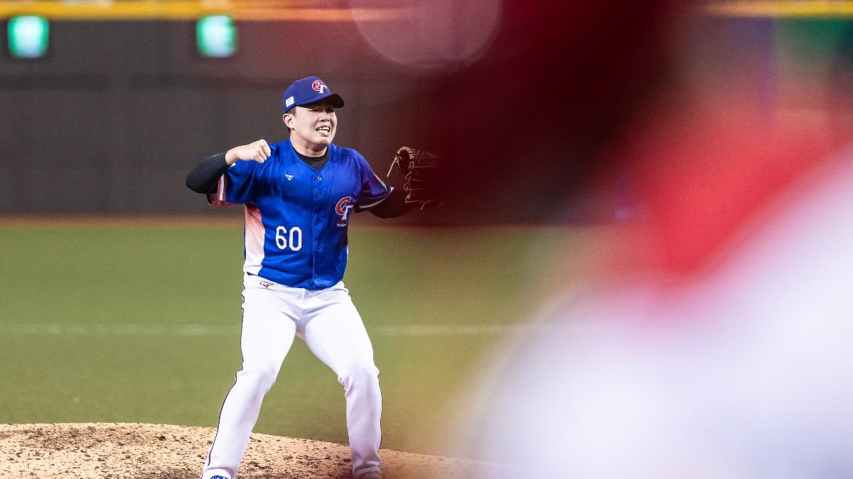 WBC資格賽／連3K！飆154KM火球關門 曾峻岳賽後「哭出來」│TVBS新聞網