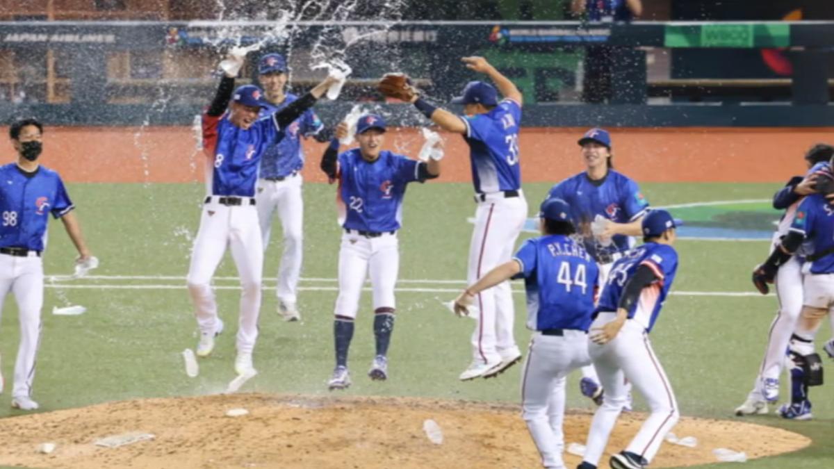 WBC資格賽／強啊！徐若熙、孫易磊三振化解危機 中華6比3勝西班牙奪經典賽門票│TVBS新聞網