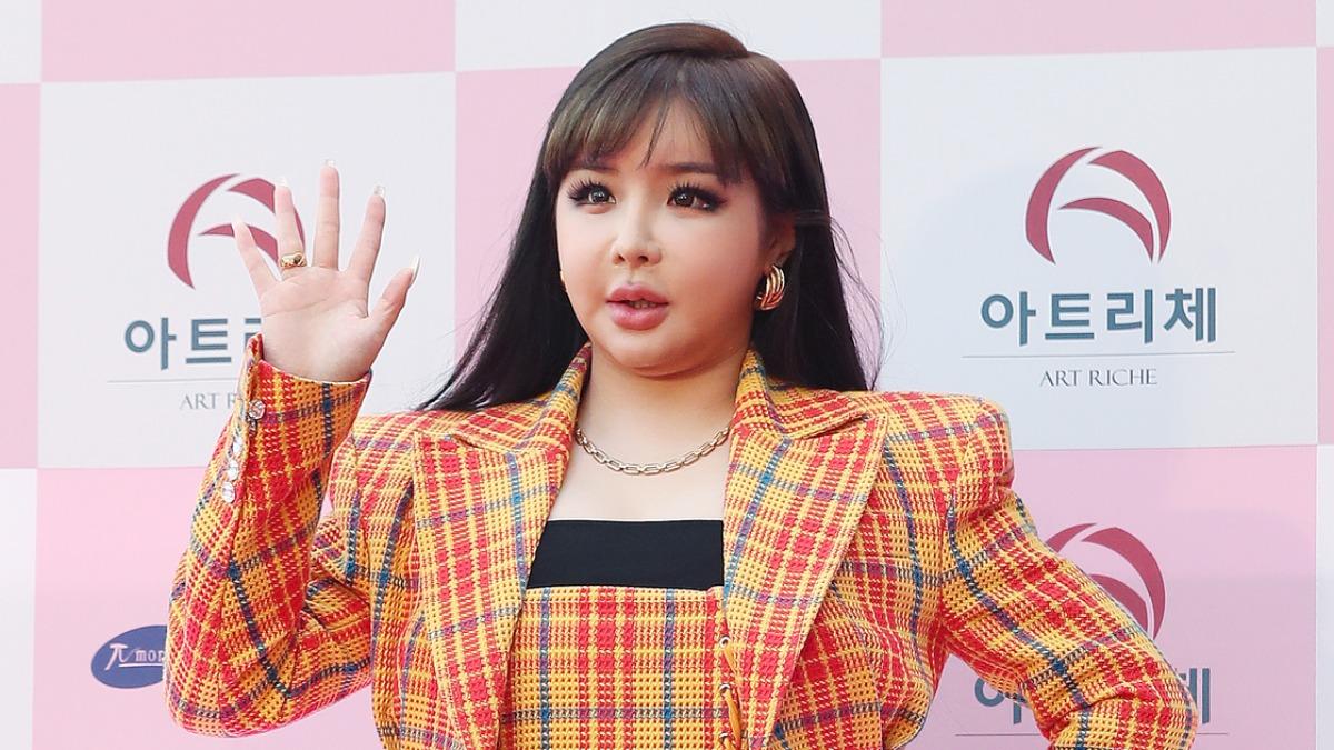 2NE1朴春演唱會上好累？親友曝虛弱真相 宣布「暫時不跑活動」│TVBS新聞網