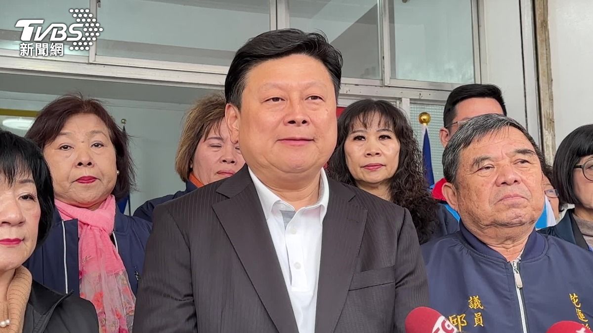 遭「葉霸」嗆通匪 傅崐萁出聲了：她在現場大鬧眾人才請她離場│TVBS新聞網