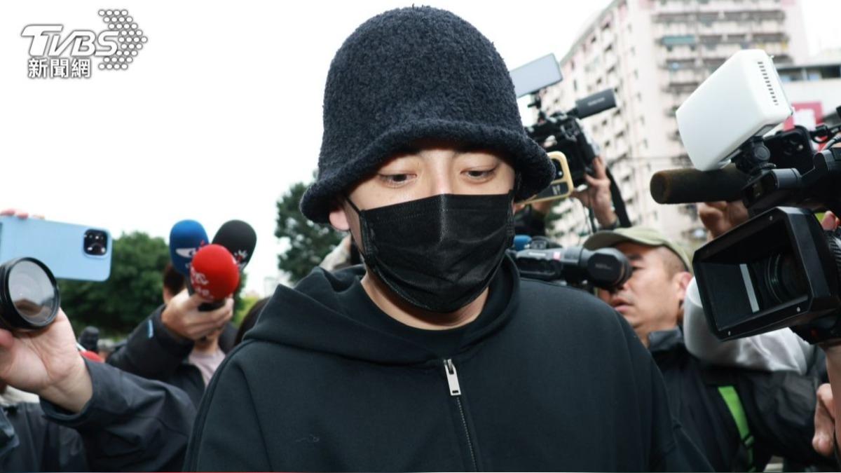 王大陸FB、微博被灌爆！台網罵快回中國 陸網詫異：真殺人未遂？│TVBS新聞網