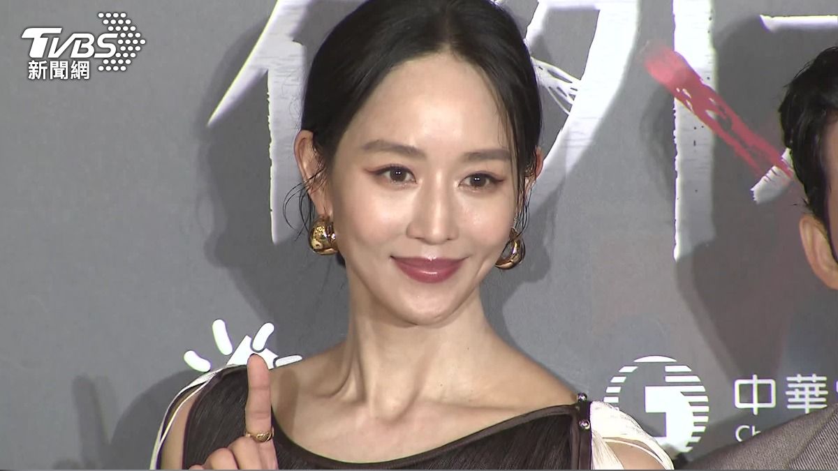 睽違4年回歸台劇！ 張鈞甯《化外之醫》再披白袍 觀察台灣醫療：有一些進步空間│TVBS新聞網