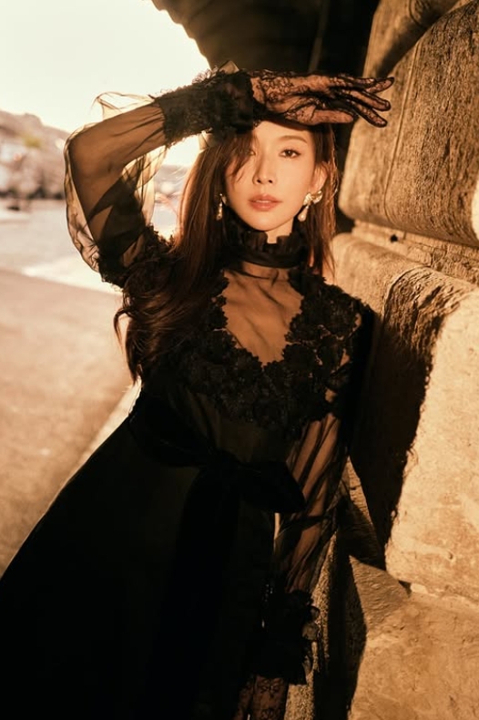 林志玲巴黎胸前透視全都露！開高衩秀逆天身材 凍齡美貌引熱議│TVBS新聞網