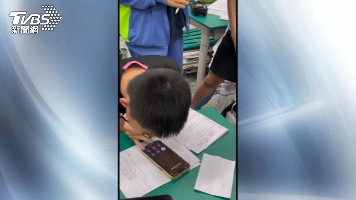 開外掛！高二生call「作者」求解題 本人親回│TVBS新聞網