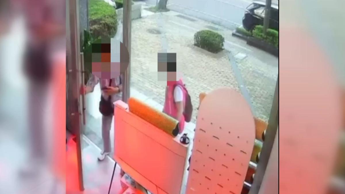 Kimiko控2女闖辦公室 留紙袋要求「貼貼紙」│TVBS新聞網