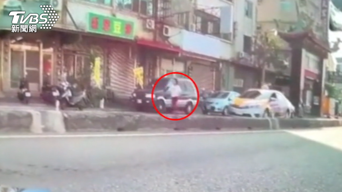 搶匪2人組逃亡230公里 高雄大樓內落網│TVBS新聞網