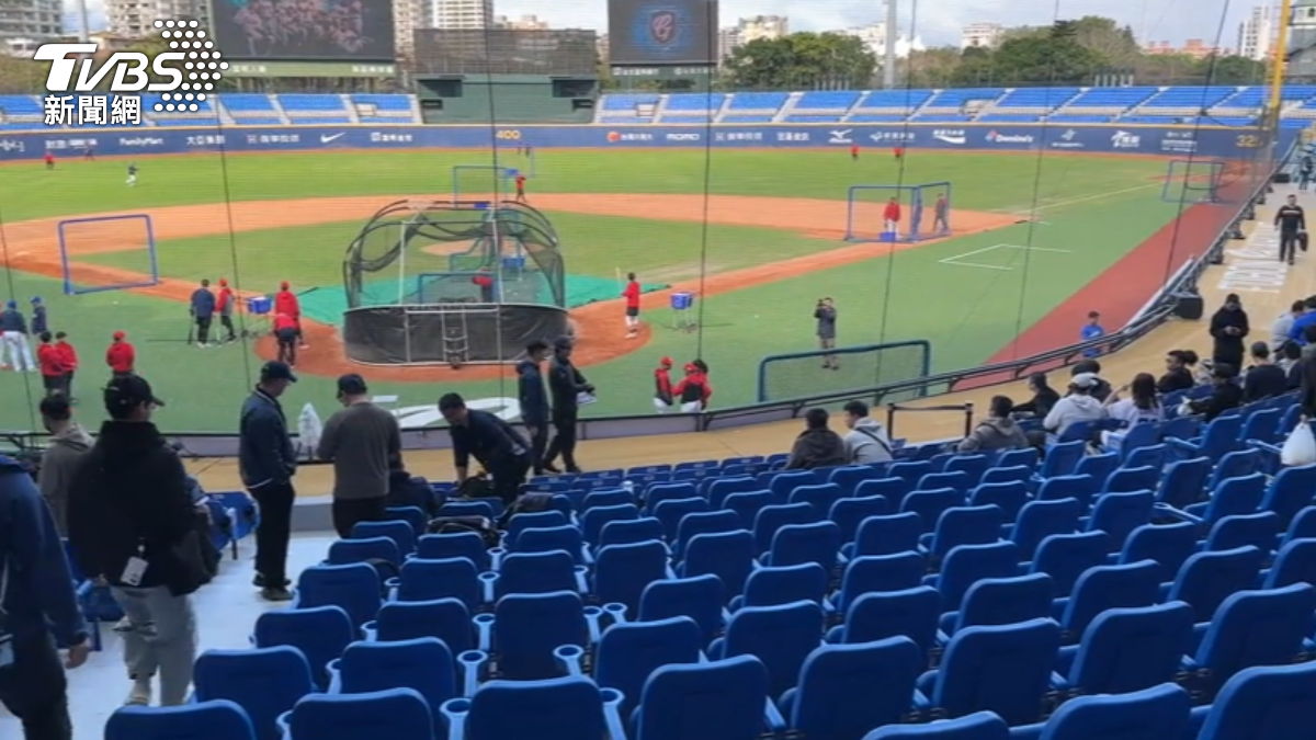 Taiwan baseball team to welcome dogs at games in May│TVBS新聞網