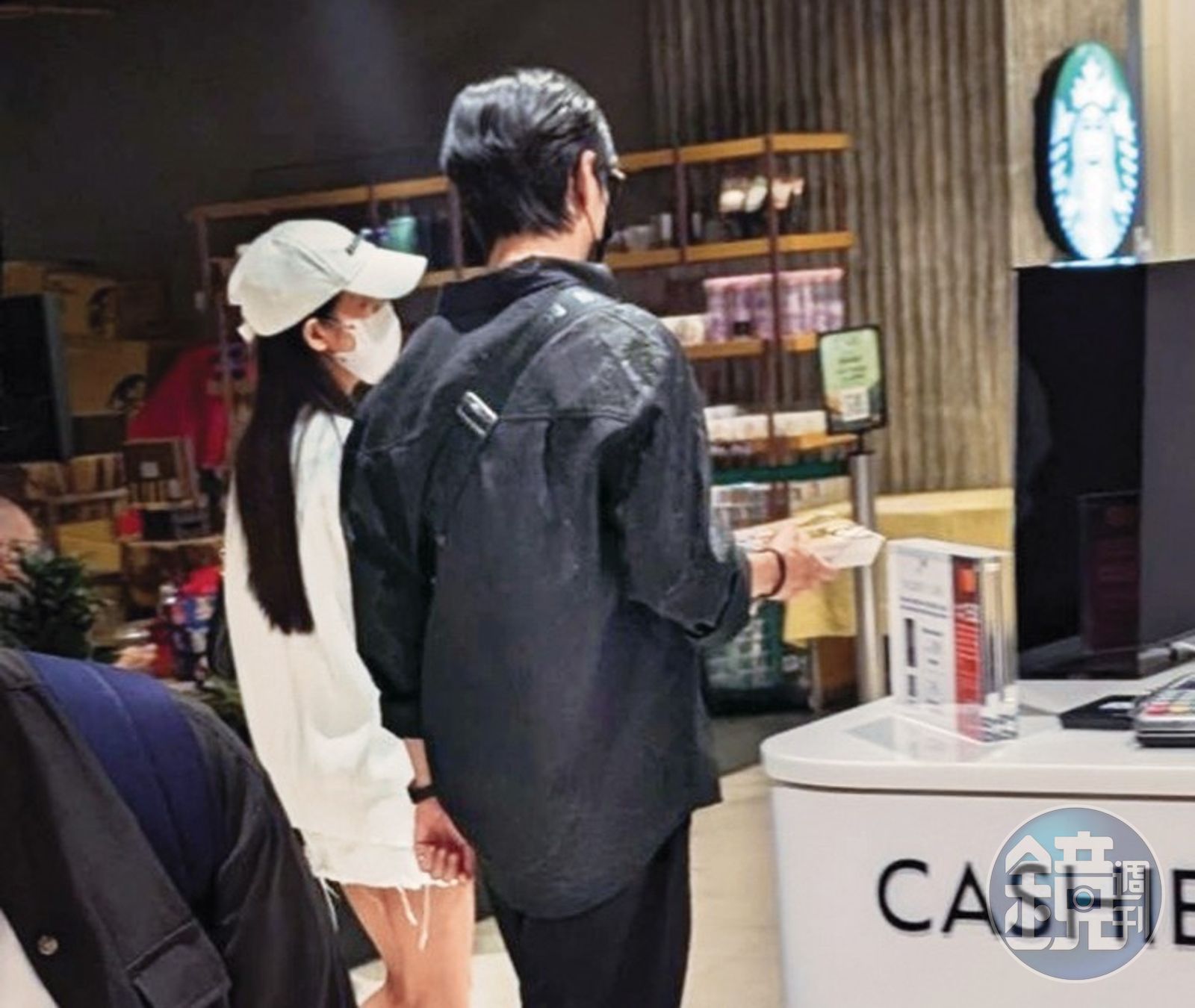 【夜街廝磨火辣辣4】GINO一度爆復合夏宇禾 經紀人撇超清：不認識夏小姐│TVBS新聞網