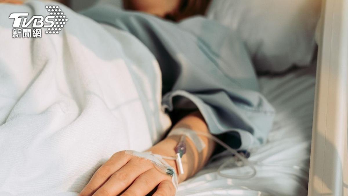 ICU病患放棄急救...盡全力寫下「1英文單字」 全家一看都哭了│TVBS新聞網