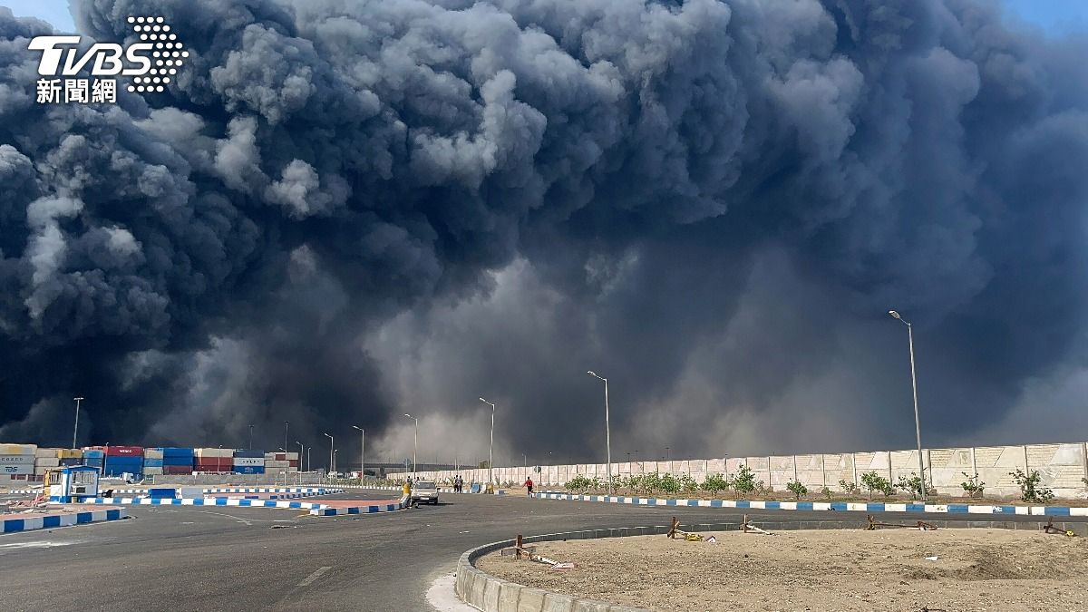 50km外有感！伊朗最大貨港爆炸 BBC：疑與飛彈燃料有關│TVBS新聞網
