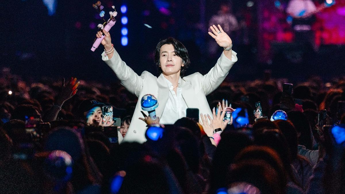 SJ東海邀韋禮安當嘉賓 銀赫「無預警現身」送驚喜：該去大巨蛋了│TVBS新聞網