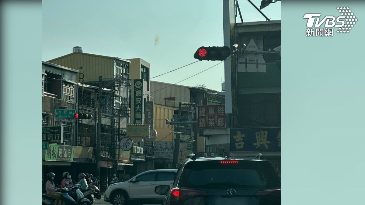 獨家畫面／恐怖！IDF戰機「意外擊發火焰彈」 空軍急派員調查│TVBS新聞網