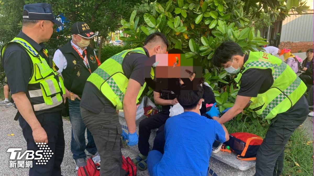 快訊／白沙屯媽祖進香急行意外 香燈腳婦昏倒、翁摔2米水溝│TVBS新聞網