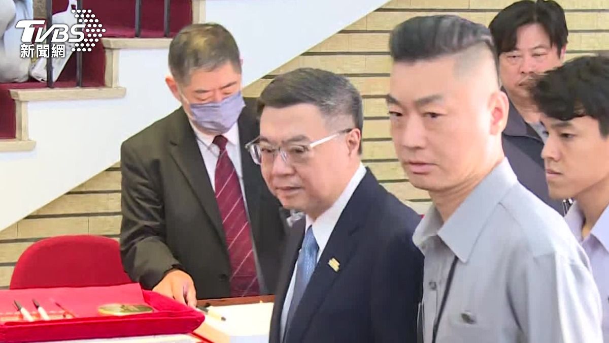 共諜案頻傳！ 卓揆檢討公務員「忠誠度查核」│TVBS新聞網