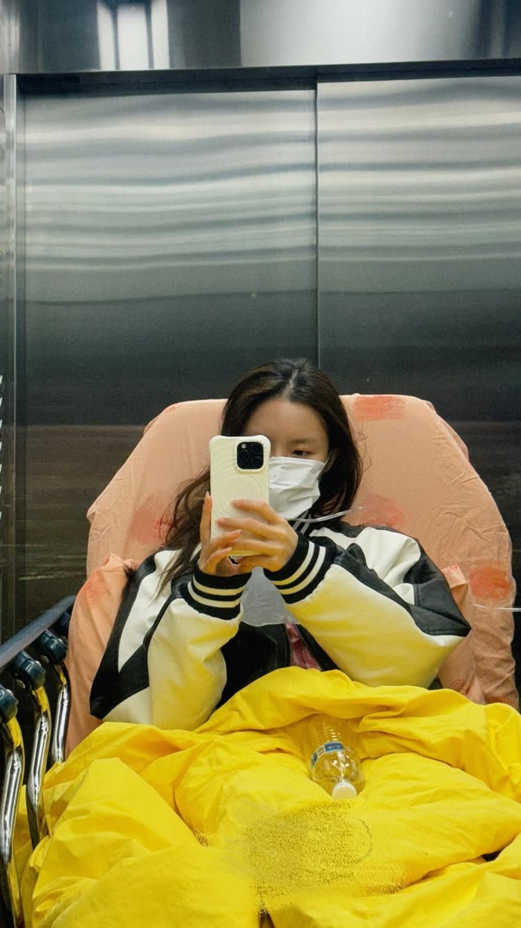 Elkie一氧化碳中毒 「眼前發白」倒地送醫 室友急叫救護車│TVBS新聞網