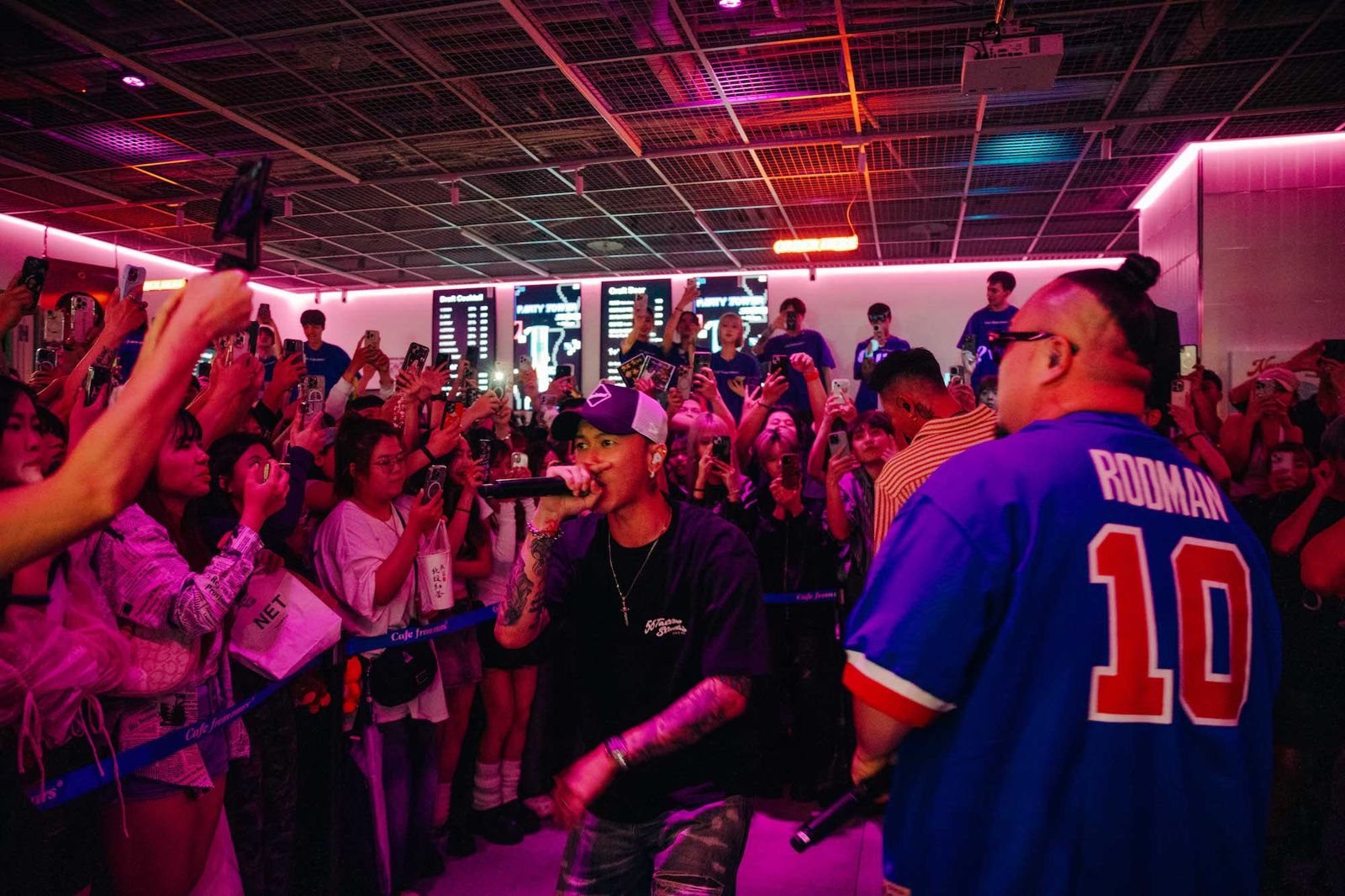 頑童MJ116快閃擠爆信義區 詢問度最高韓星是他│TVBS新聞網