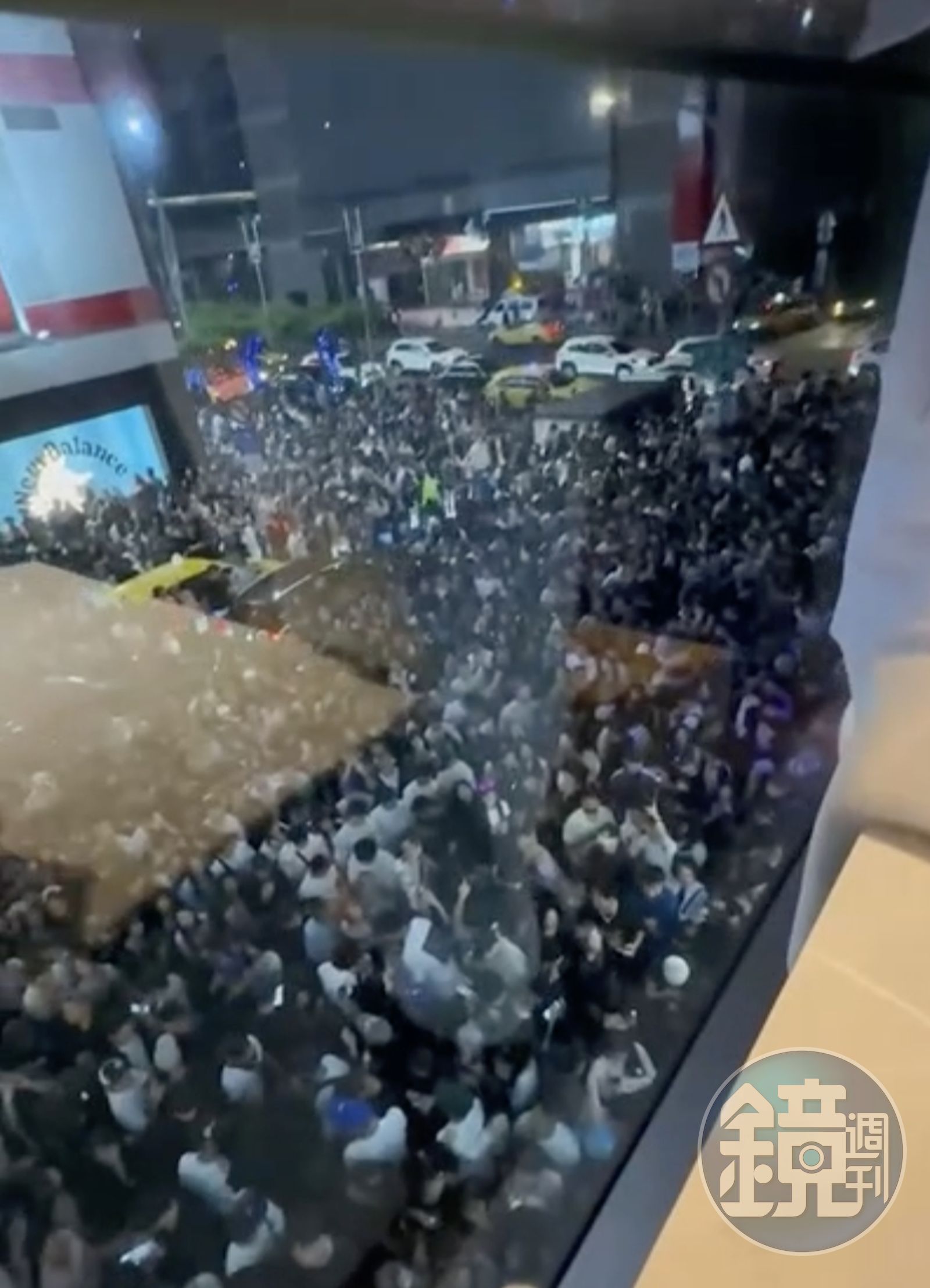 頑童MJ116快閃擠爆信義區 詢問度最高韓星是他│TVBS新聞網