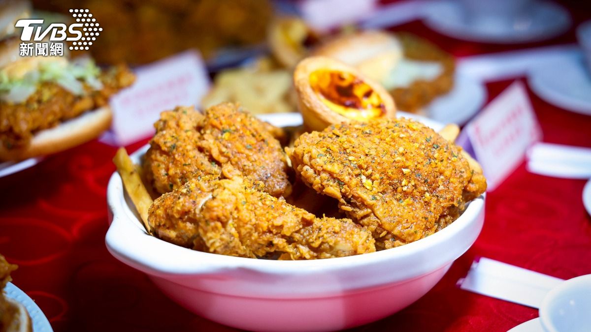 肯德基青花椒系列回歸 全家Xbb.q CHICKEN「買就抽1年免費炸雞」│TVBS新聞網