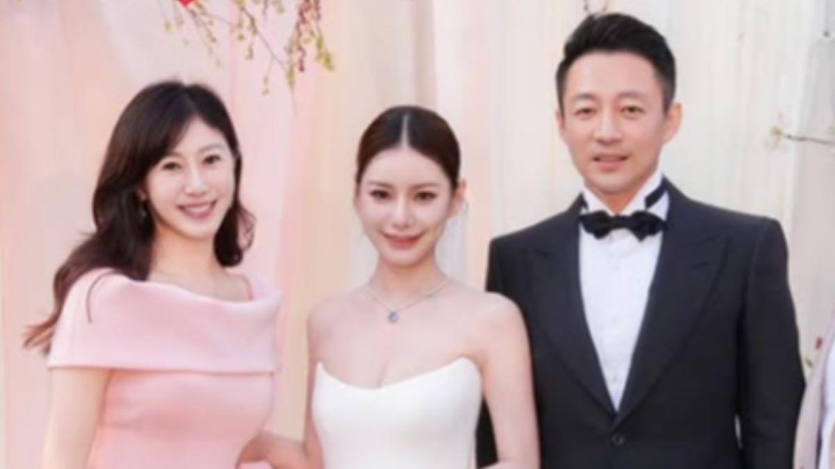 台灣女星受邀汪小菲婚禮 緊挽Mandy：心疼你承受這麼多│TVBS新聞網