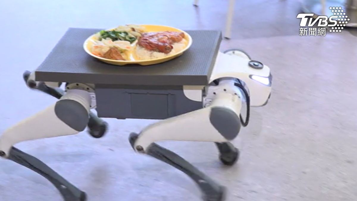 智慧眼鏡掀科技新浪潮！「搶進AR戰局」支援AI翻譯、多螢幕辦公│TVBS新聞網