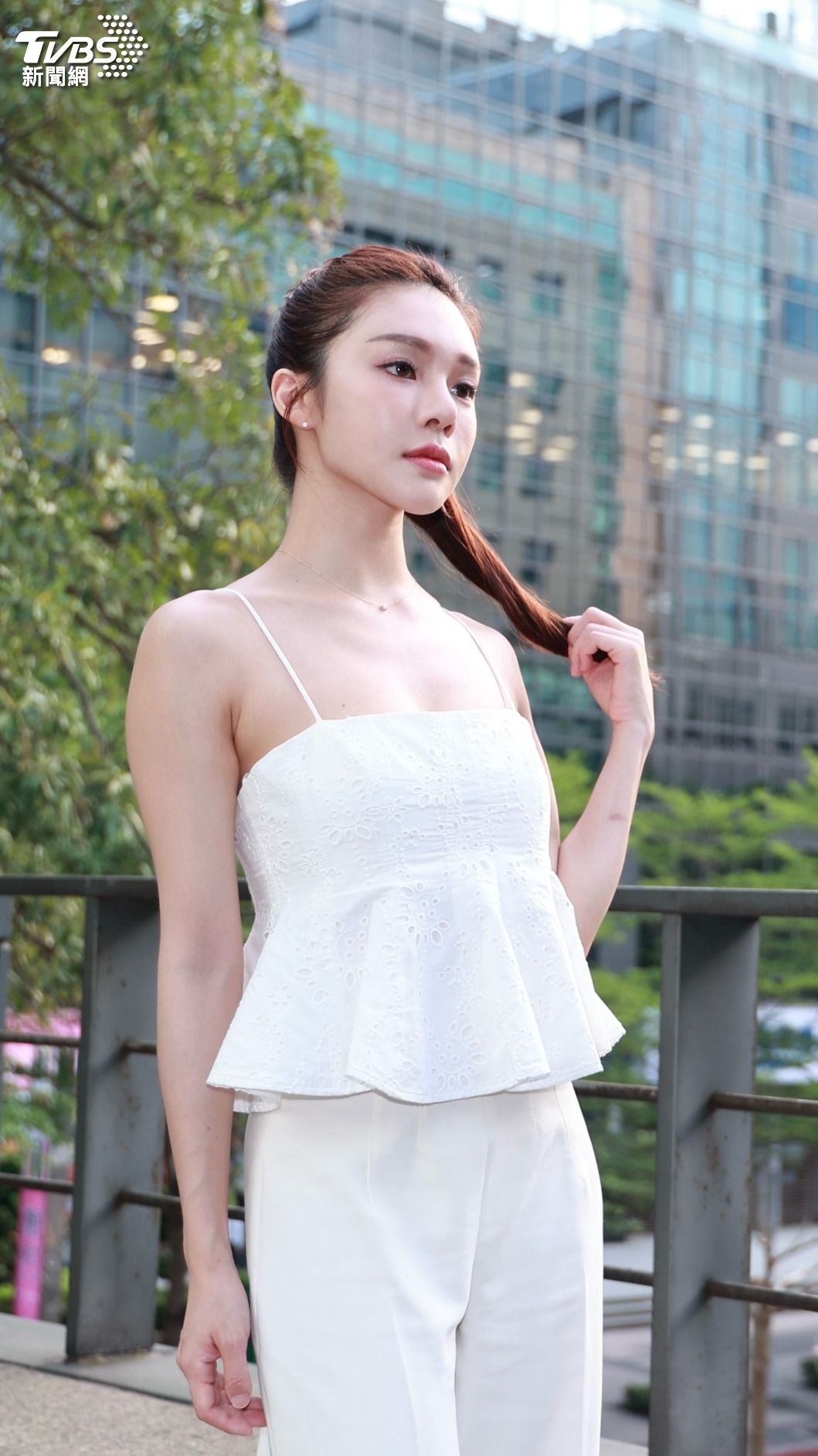 獨／單飛後重摔！Dolly曝「動念尋短」患焦慮 現擁2房收入驚人│TVBS新聞網