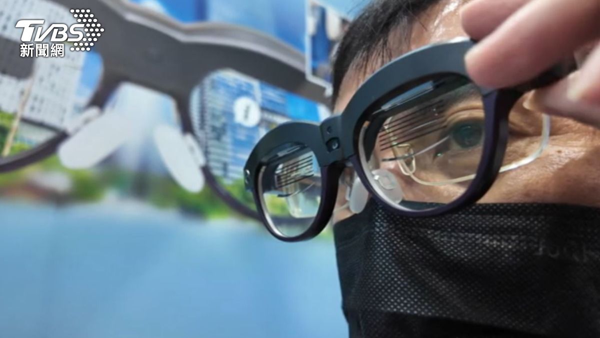 智慧眼鏡掀科技新浪潮！「搶進AR戰局」支援AI翻譯、多螢幕辦公│TVBS新聞網