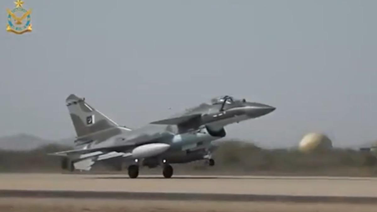 印巴空戰成殲-10CE「使用者見證」？ 陸媒看好當紅炸子「機」 出口「井噴」│TVBS新聞網