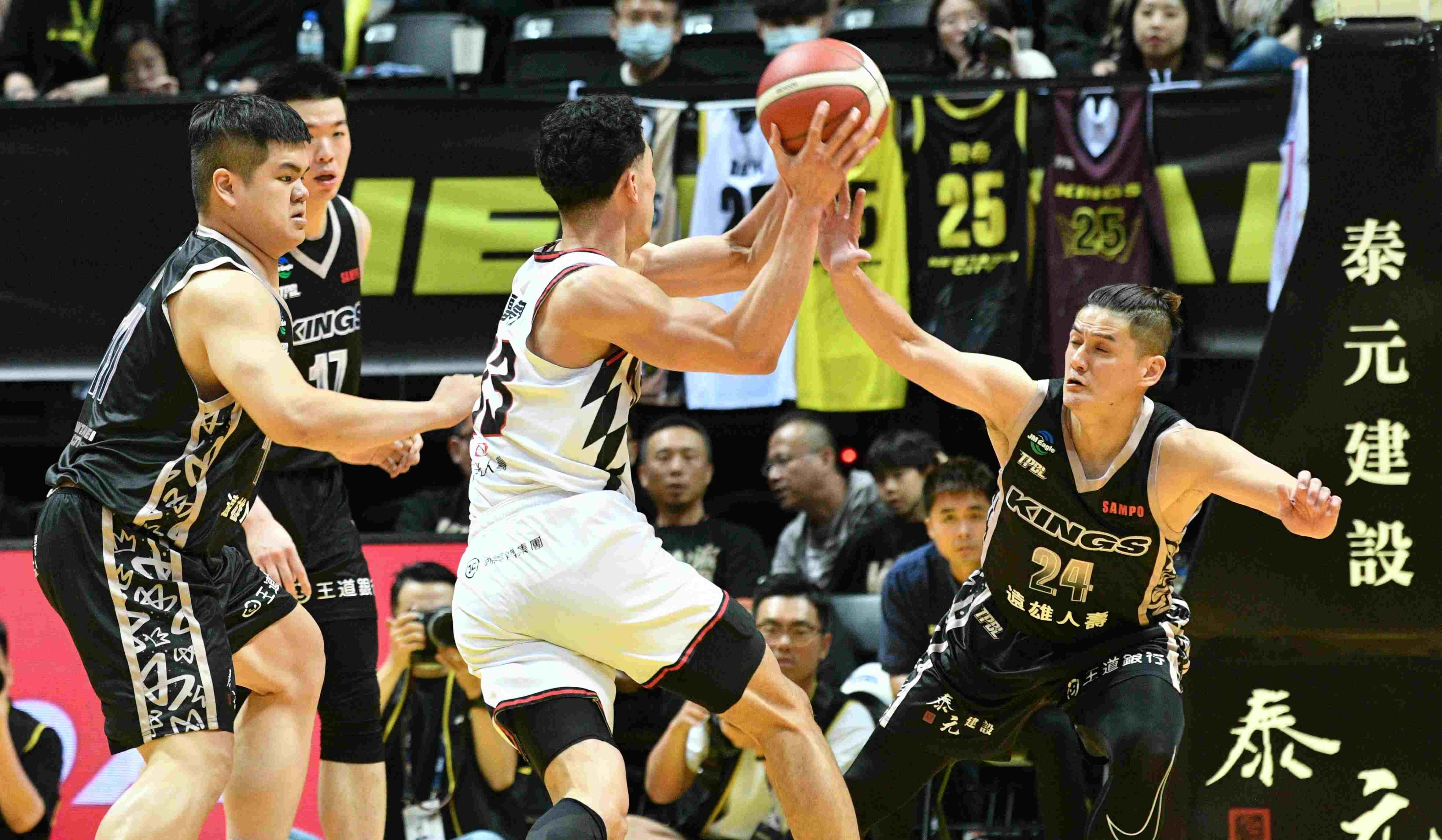 TPBL／林書豪缺席沒差！林書緯狂傳15助攻 國王季後賽2連勝戰神│TVBS新聞網