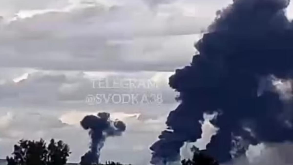 和談前烏117架無人機炸4座俄空軍基地 澤倫斯基讚：距離最遠任務│TVBS新聞網