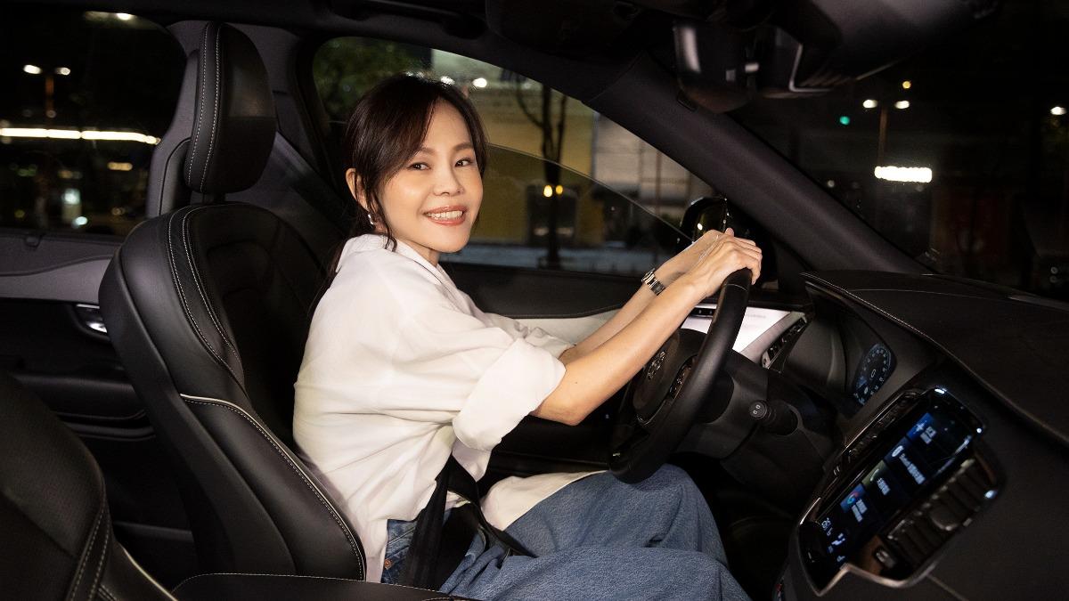 大咖歌后轉開Uber被拍！驚見「外遇小三」 過程全說了│TVBS新聞網